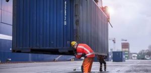 Unstuffing & Stuffing of Container - Ushamas Forwarding Sdn Bhd